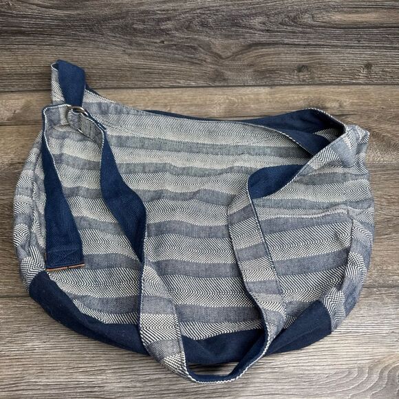 thirty-one | Bags | Thirtyone Little Dreamershoulder Purse Black White ...